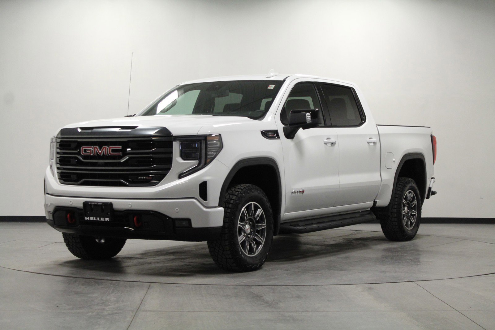 Pre-Owned 2024 GMC Sierra 1500 AT4 in El Paso #UC0257 | Heller Ford