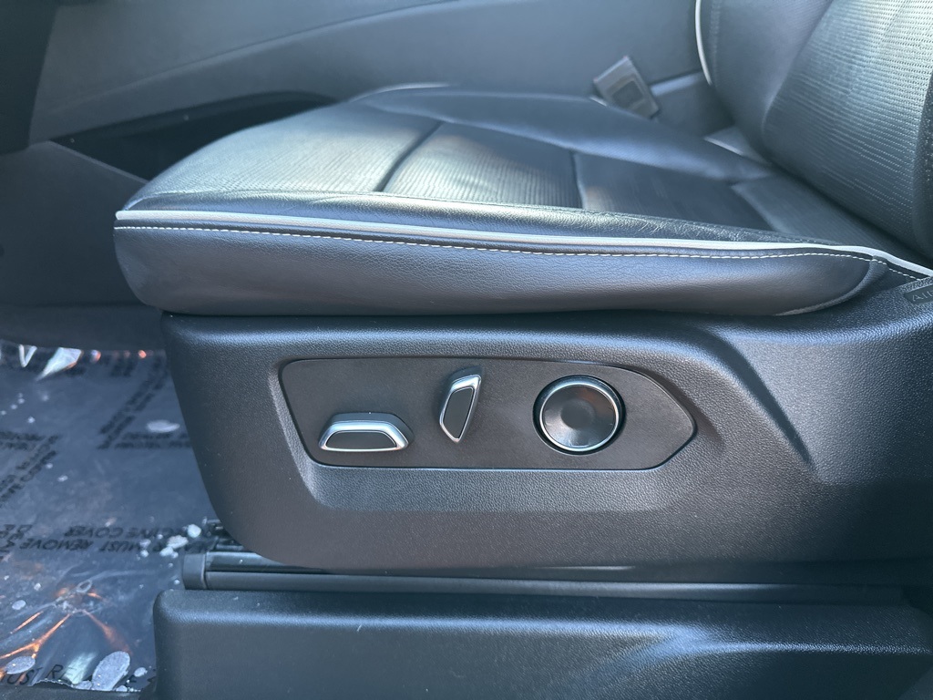 Pre-Owned 2021 Cadillac Escalade Premium Luxury 4D Sport Utility in ...