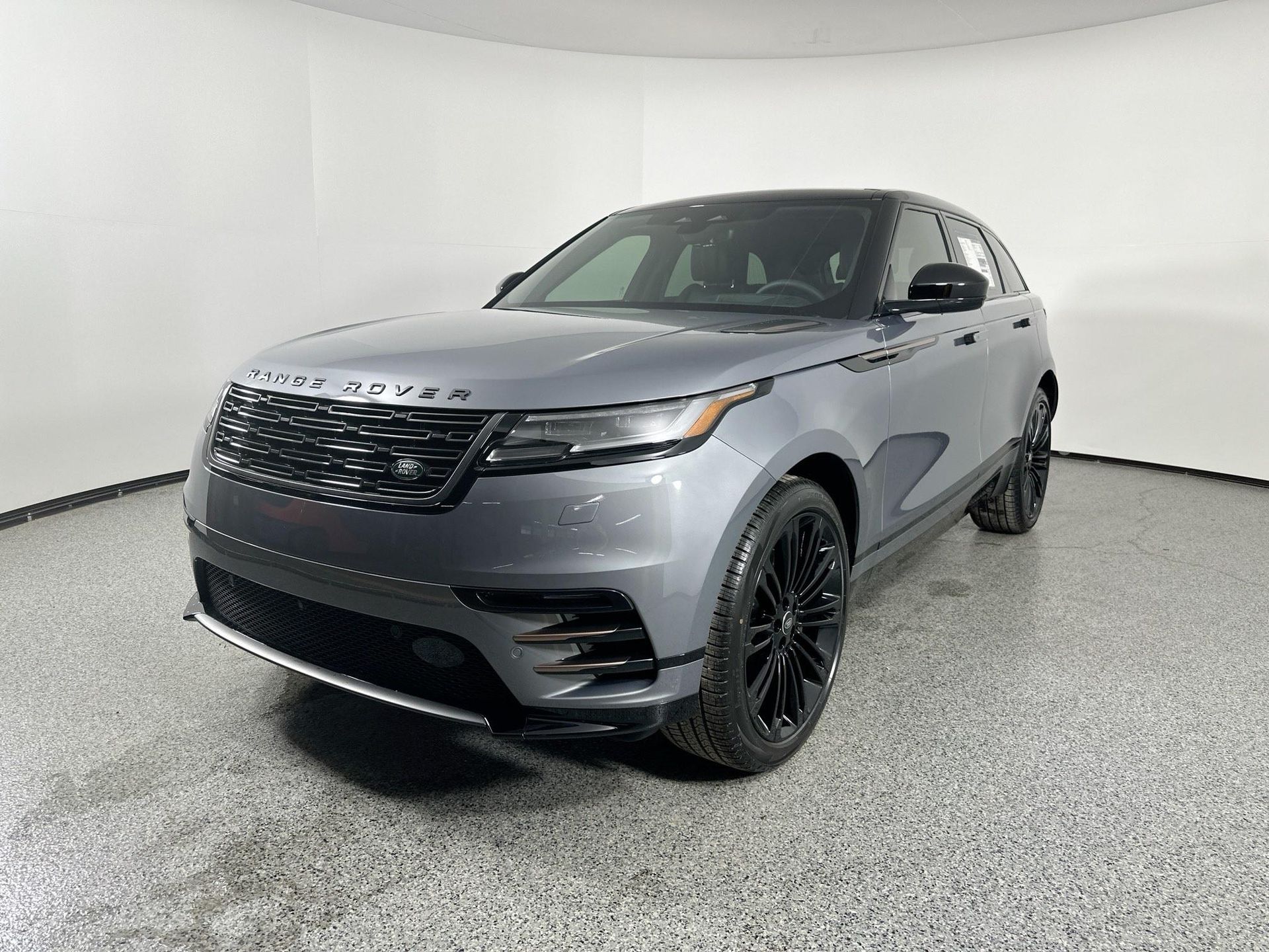 New range rover velar store