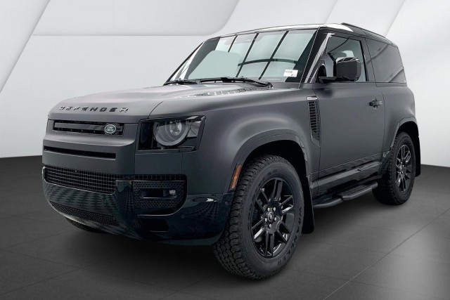 New 2025 Land Rover Defender X-Dynamic SE 90 in Omaha #X03667 | ONYX ...