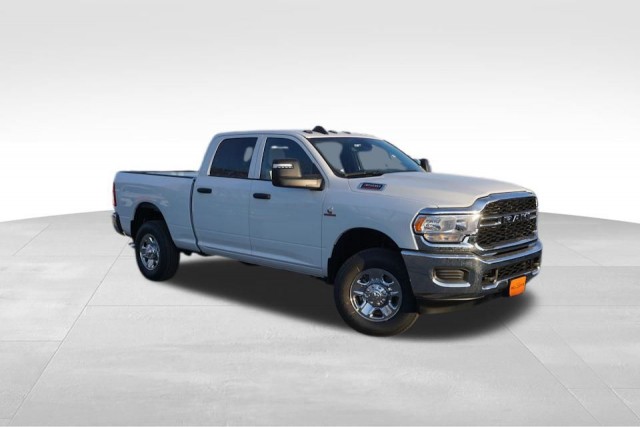 New 2024 RAM 3500 Tradesman Crew Cab in Lakeville #D437769 | Jeff Belzer's Dodge Ram