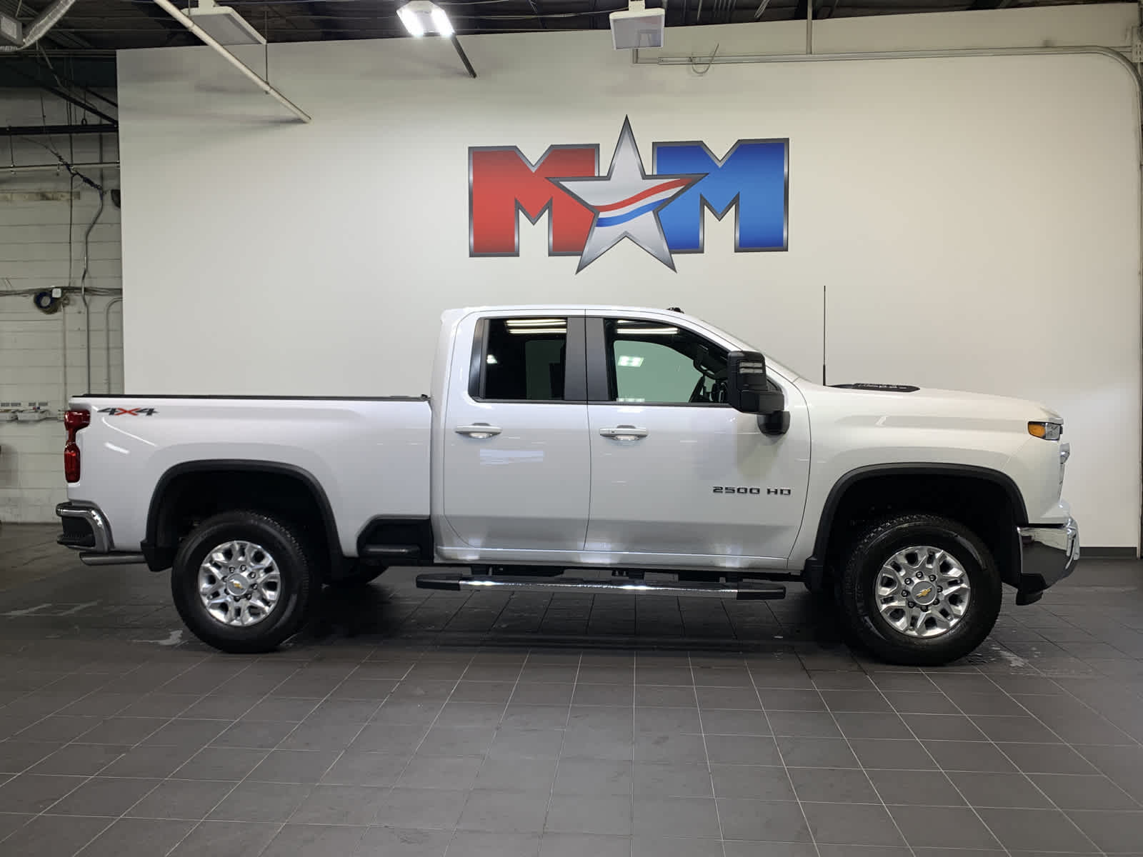 Pre-Owned 2024 Chevrolet Silverado 2500HD LT 4WD Double Cab 149 4 Door Extended Cab Short Bed ...