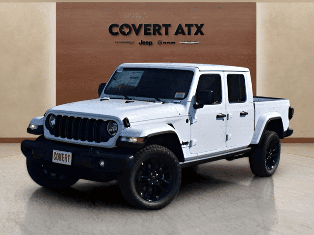 Pre-Owned 2025 Jeep Gladiator Nighthawk 4D Crew Cab in Austin #DS1500 | Covert Cadillac
