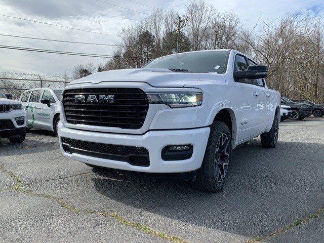 New 2025 Ram 1500 Laramie 4D Crew Cab near Charlotte #D255153 | Keffer ...