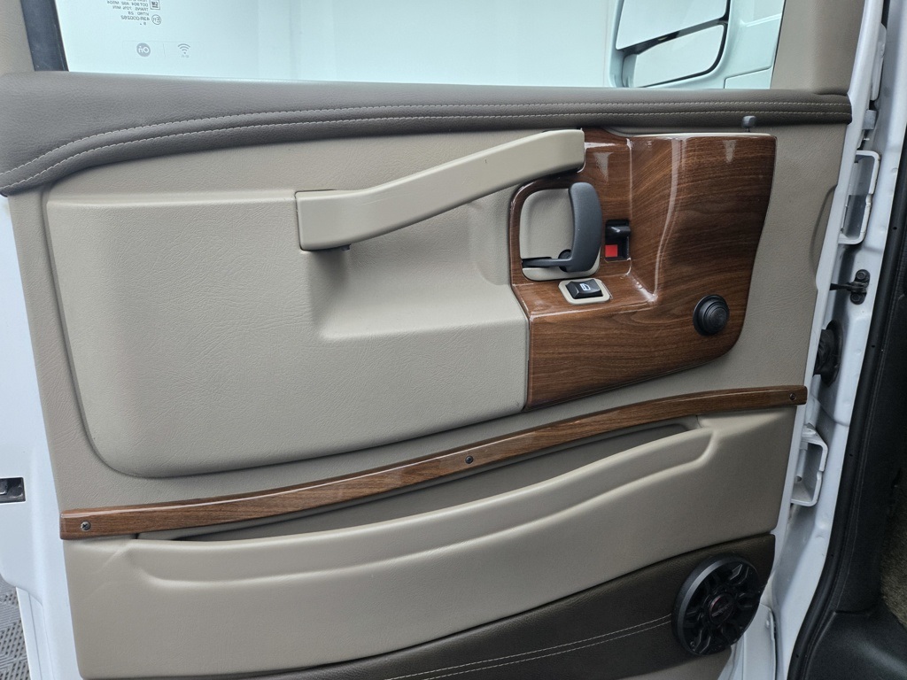 Pre-Owned 2020 GMC Conversion Van Explorer Limited SE RWD #U18144A ...