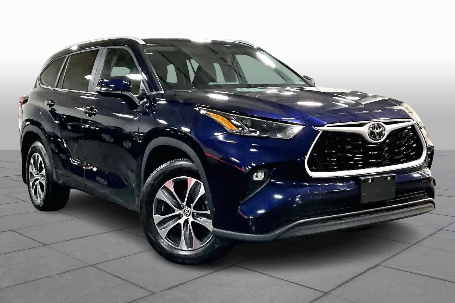 Pre-Owned 2024 Toyota Highlander XLE AWD in Manchester #RS538052 | Ira ...