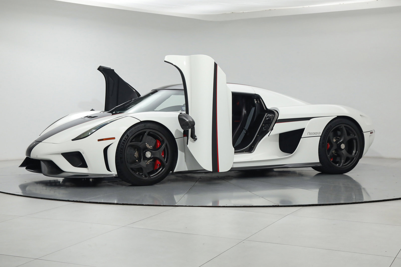 Koenigsegg Door