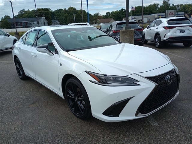 New 2025 Lexus ES 300h F SPORT DESIGN SEDAN in Evansville #2530066 | Kenny Kent Lexus