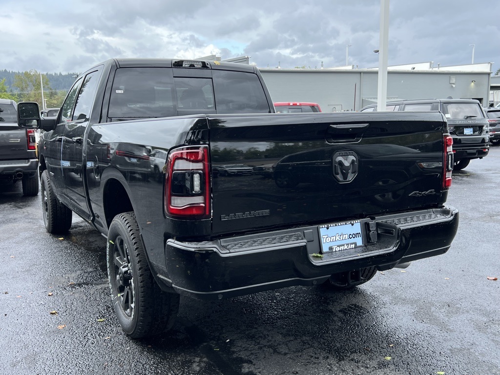 New 2024 RAM 2500 Laramie Crew Cab in Milwaukie #D1124018 | Ron Tonkin Chrysler Jeep Dodge Ram ...