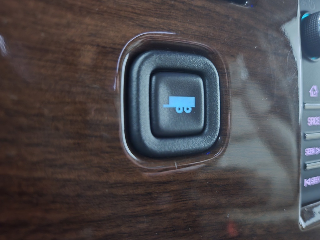 Pre-Owned 2020 GMC Conversion Van Explorer Limited SE RWD #U18144A ...