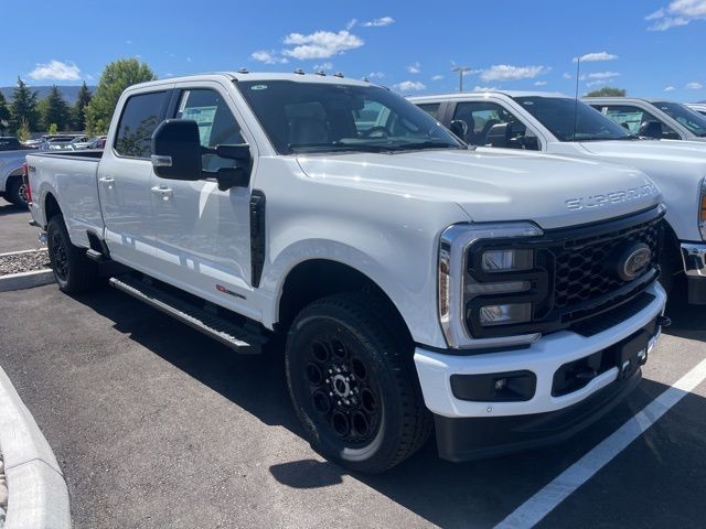 New 2025 Ford F-350SD Lariat Crew Cab in Reno #5D15637 | Corwin Ford Reno