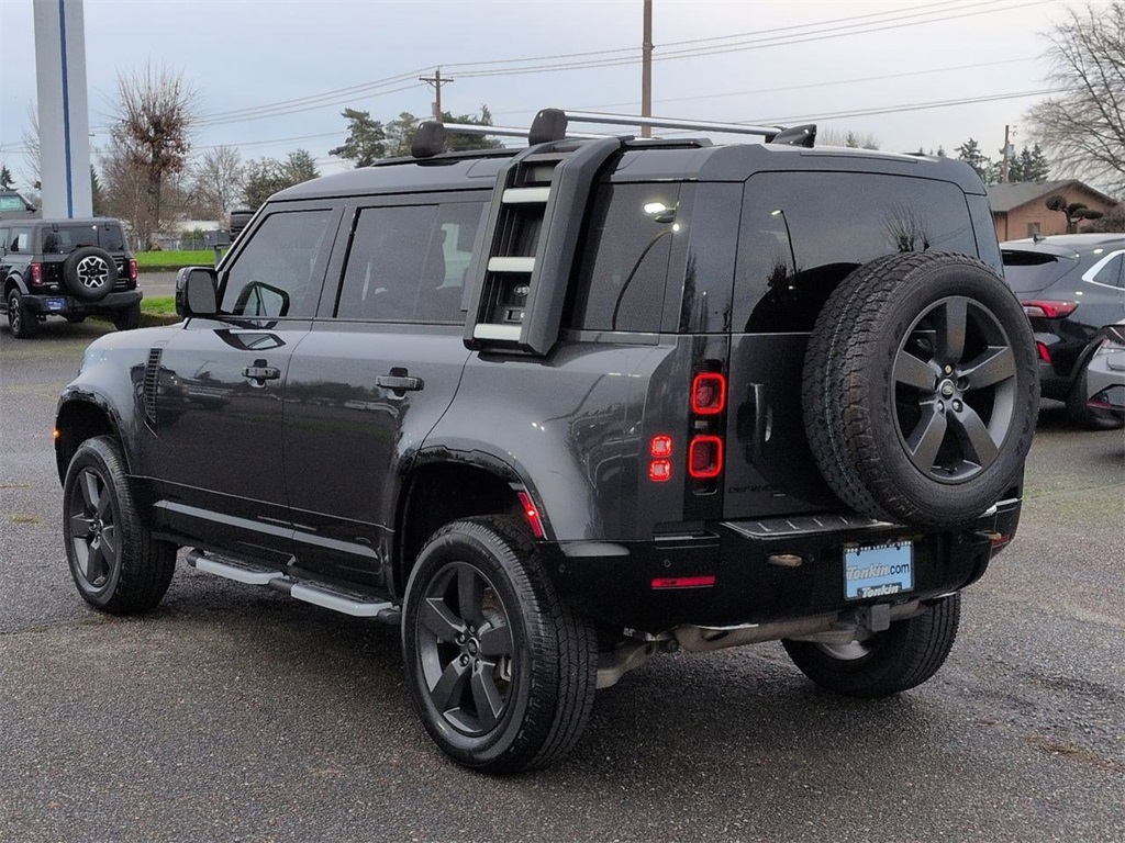 Pre-Owned 2022 Land Rover Defender 110 X-Dynamic HSE 4D Sport Utility ...