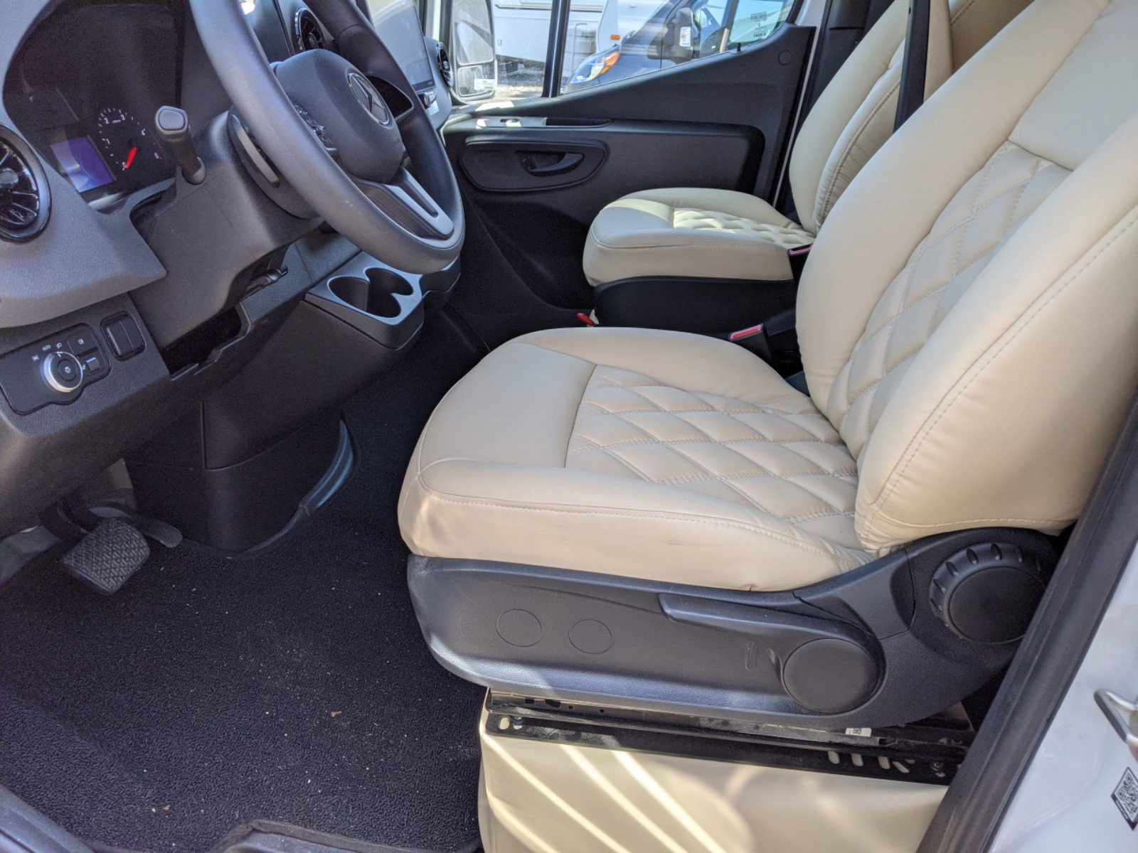 Pre-Owned 2022 Regency XALTA RANGER Xalta Class B in Bristol #RV810 ...