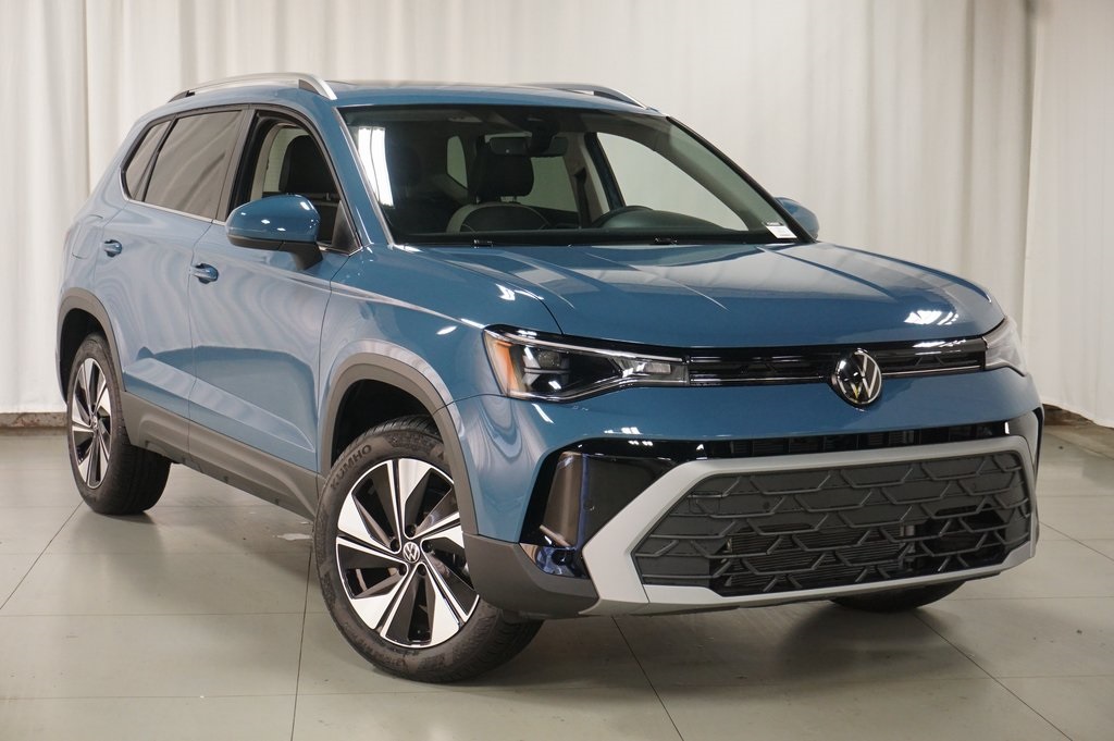 New 2025 Volkswagen Taos 1.5T SE 4D Sport Utility in Highland #V4838 | City Volkswagen of Highland