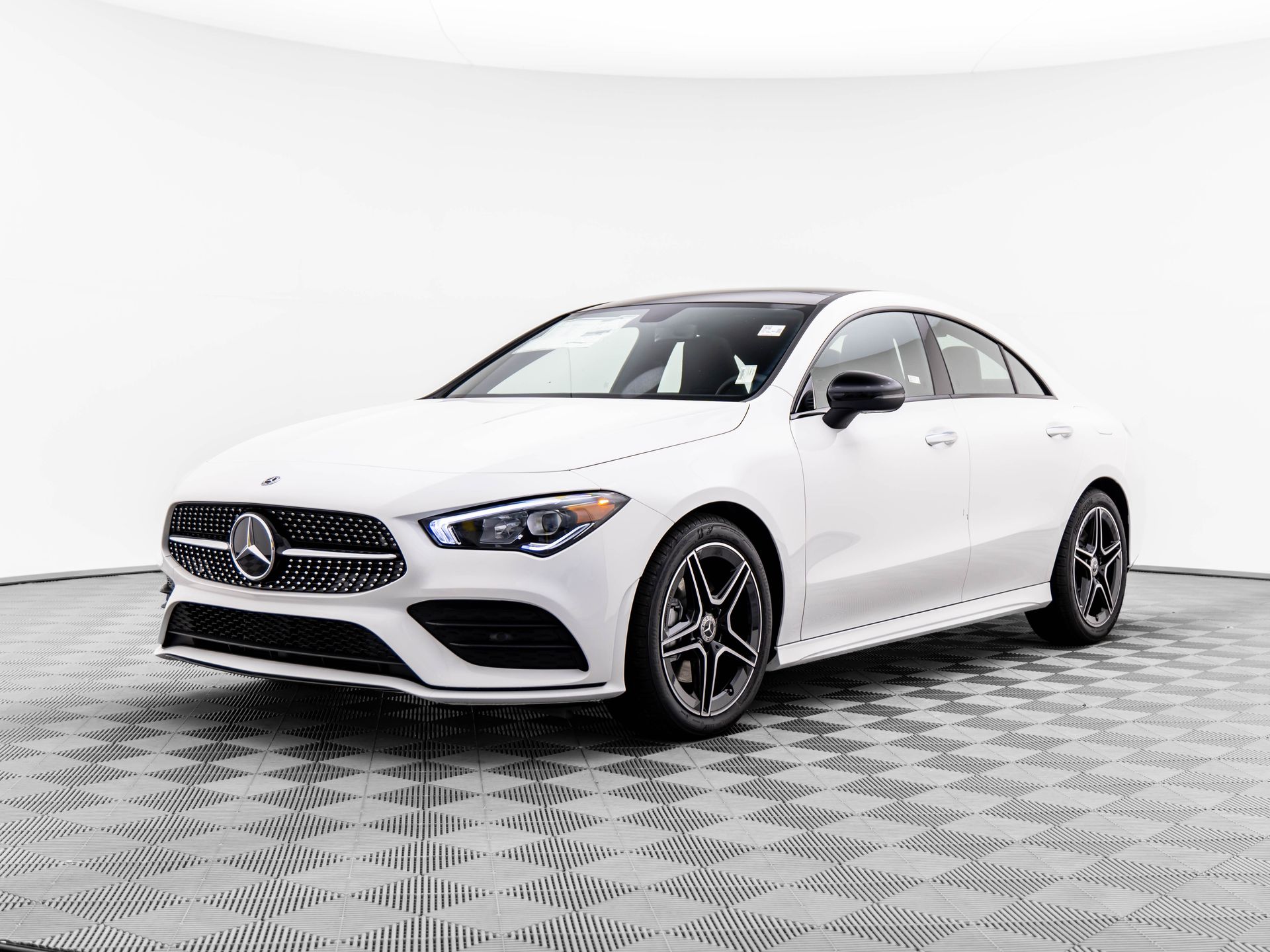 Mercedes Benz Cla White
