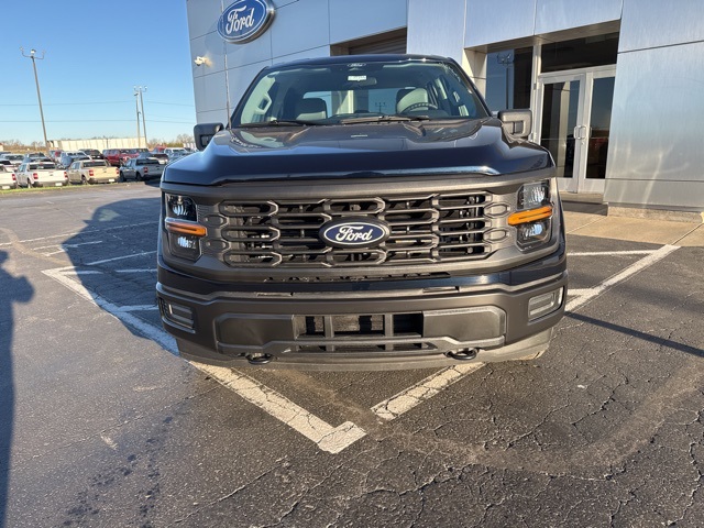 New 2025 Ford F-150 XL SuperCrew® in Marshfield #35244 | Don Vance Ford