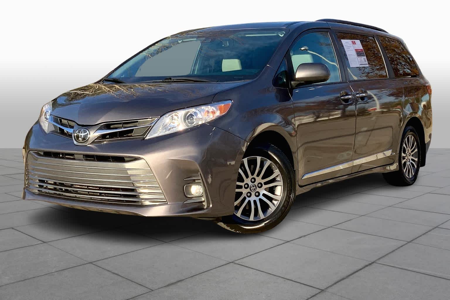 Pre-Owned 2020 Toyota Sienna XLE Mini-van, Passenger in Atlanta # ...