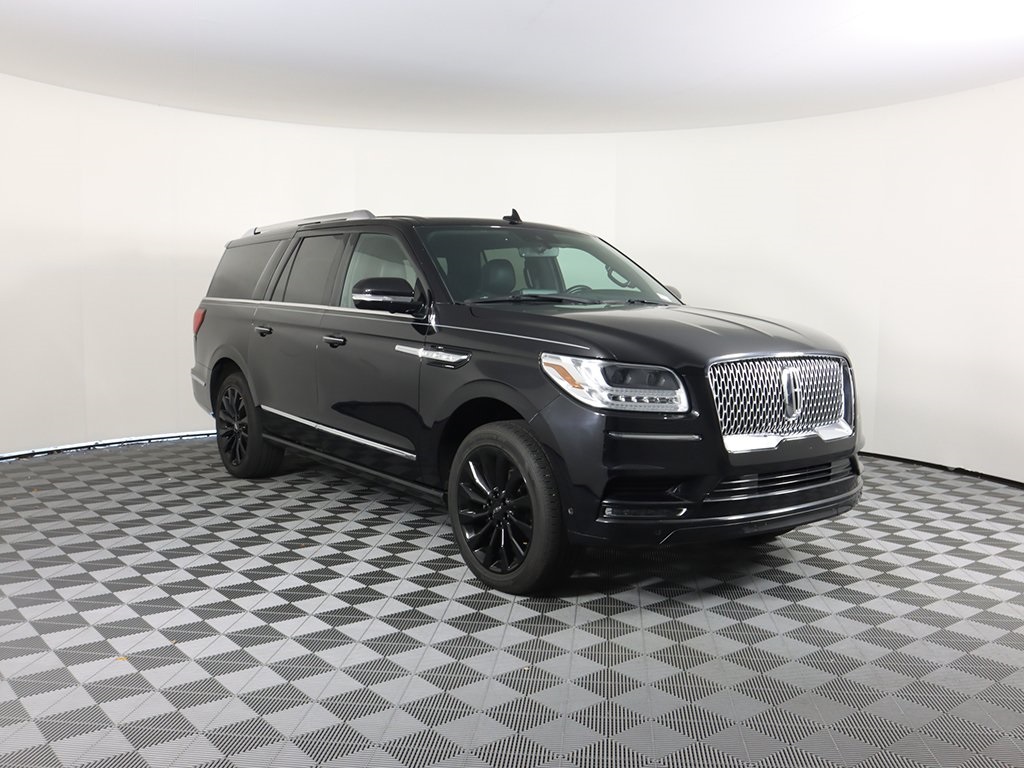 Navigator On 28 Inch Rims