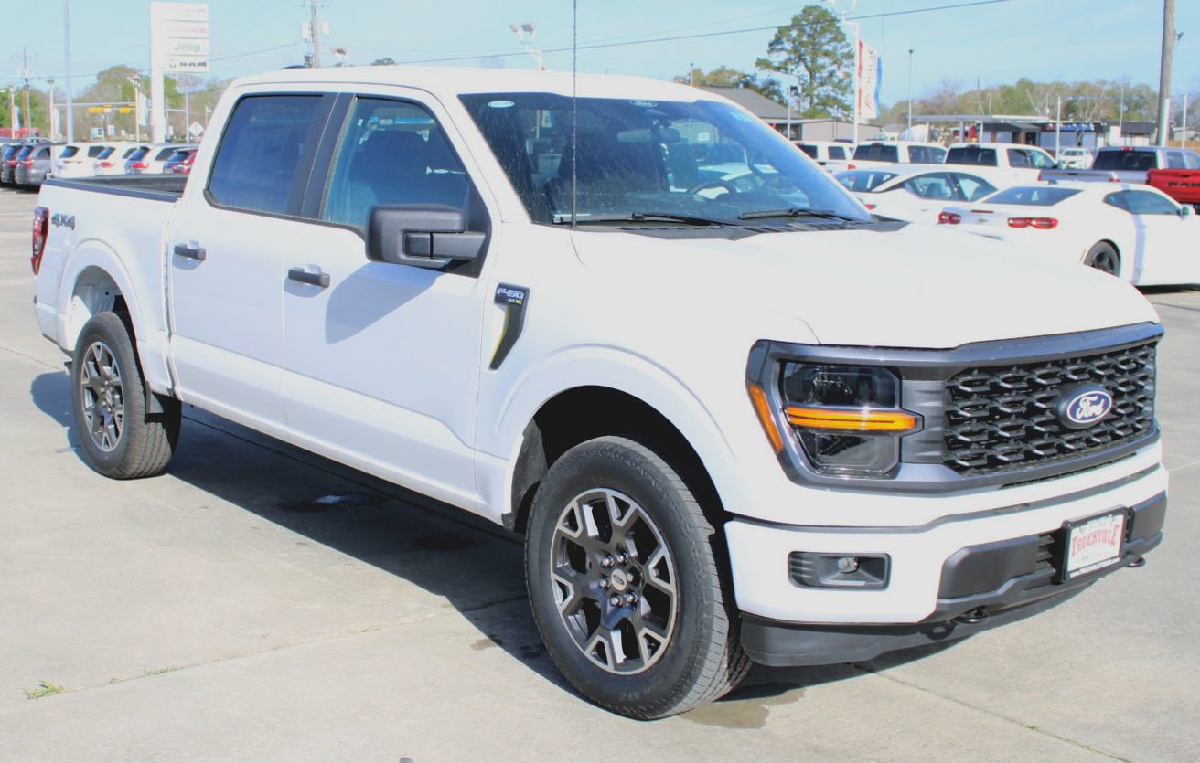New 2025 Ford F-150 STX 4WD SuperCrew 5.5′ Box SuperCrew® in Sour Lake #25039 | Sour Lake Ford