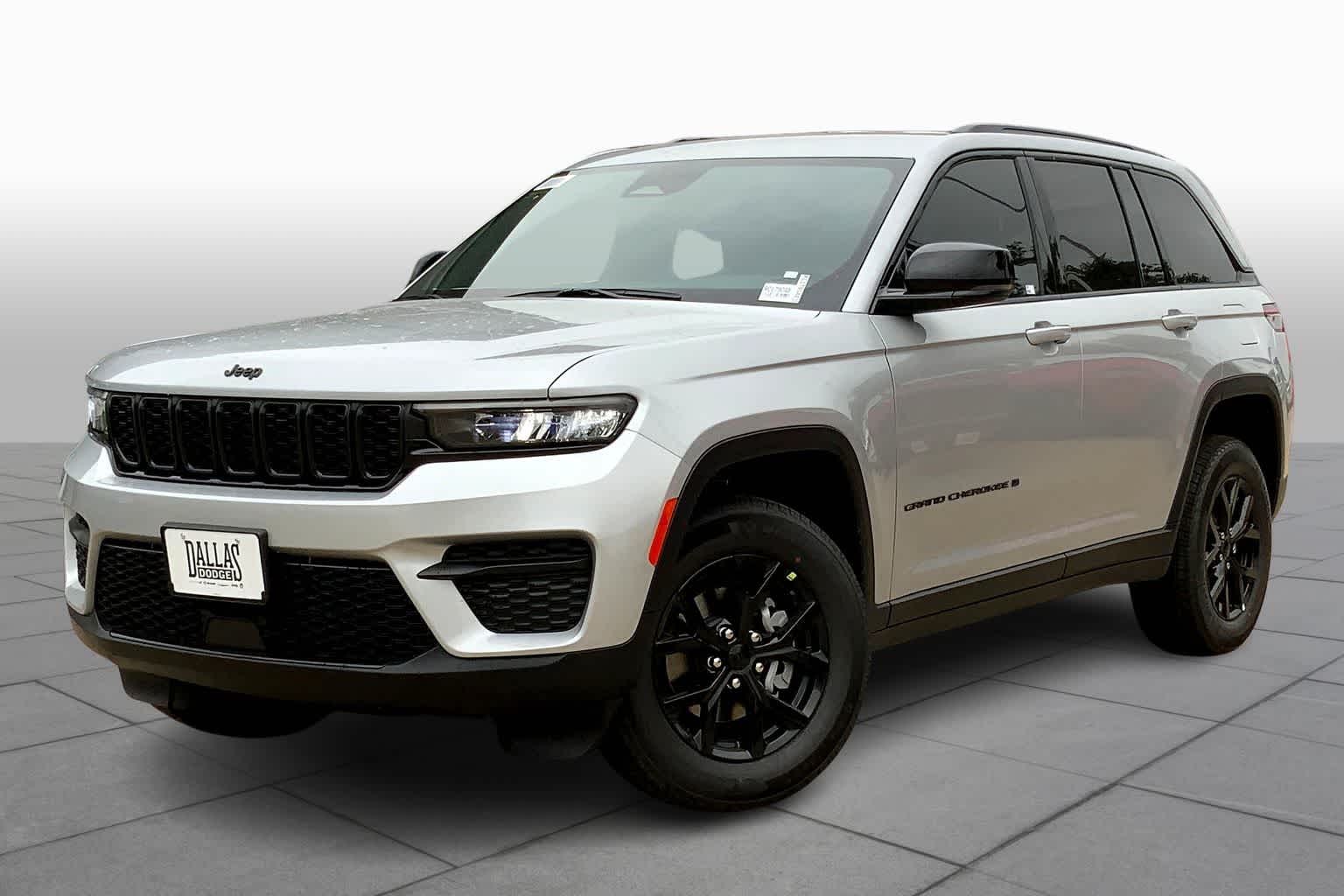 New 2025 Jeep Grand Cherokee Laredo Utility in Dallas #SC306772 | Dallas Dodge Chrysler Jeep Ram