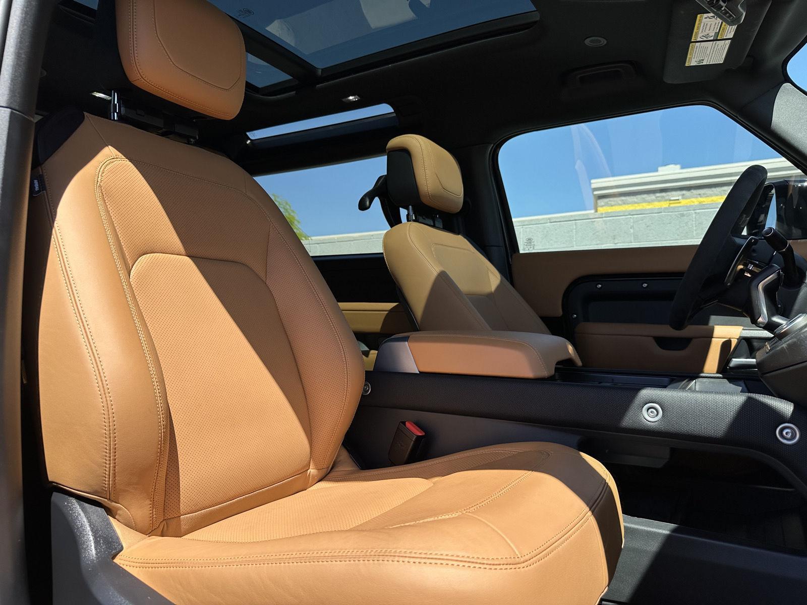 Pre-Owned 2024 Land Rover Defender 90 V8 SUV in Tucson #PS33483 | Royal ...