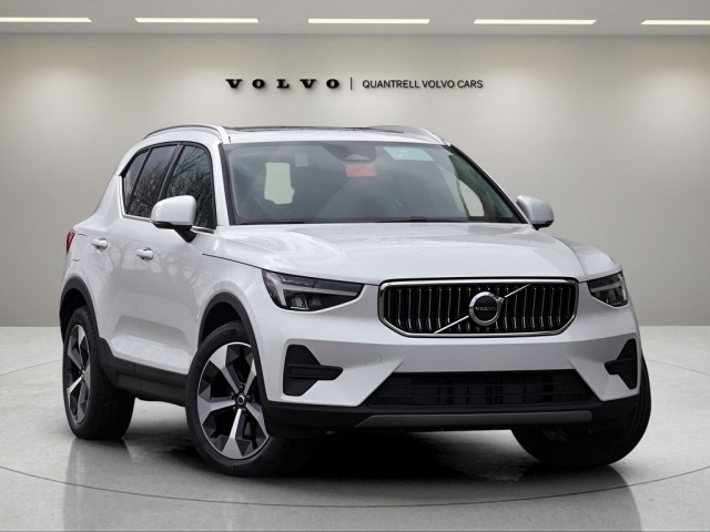New 2025 Volvo XC40 B5 Core Bright Theme SUV in Lexington #V560762 ...