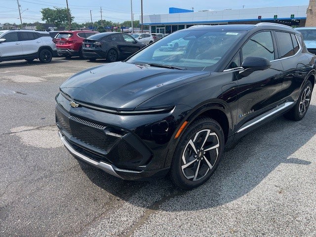 New 2025 Chevrolet Equinox EV LT SUV #83808 | Classic Auto Group