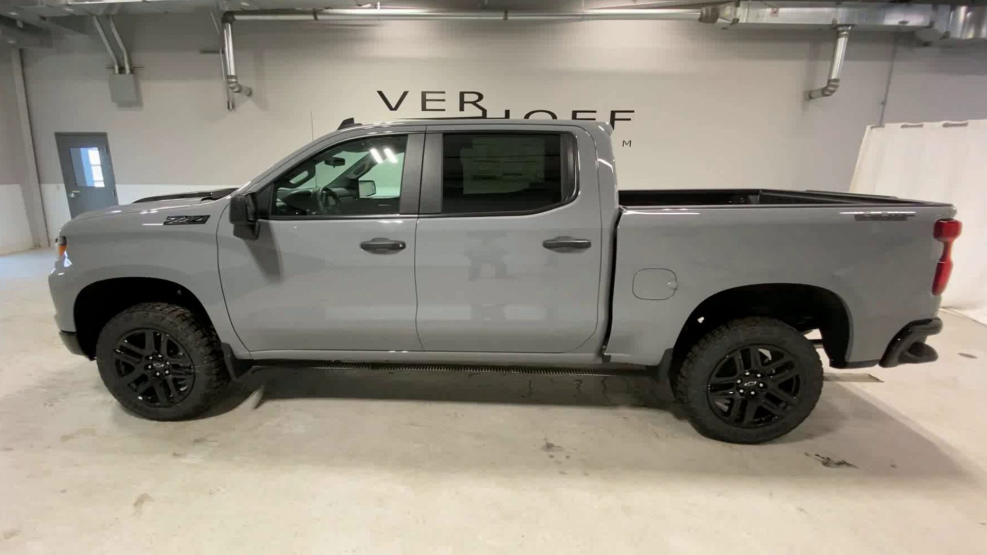 New 2024 Chevrolet Silverado 1500 Custom Trail Boss Crew Cab in Sioux ...