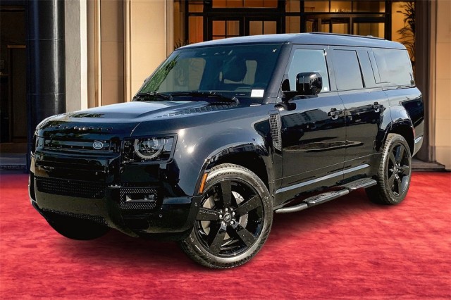 New 2025 Land Rover Defender 130 X-Dynamic SE 4D Sport Utility in ...