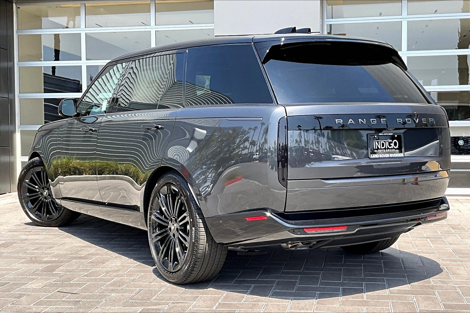 New 2025 Land Rover Range Rover SE SUV in Riverside #LSA306163 | Land ...