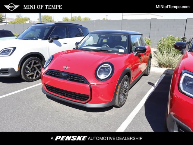 Pre-Owned 2025 MINI Cooper 2 Door Hardtop Signature Plus 2D Hatchback ...