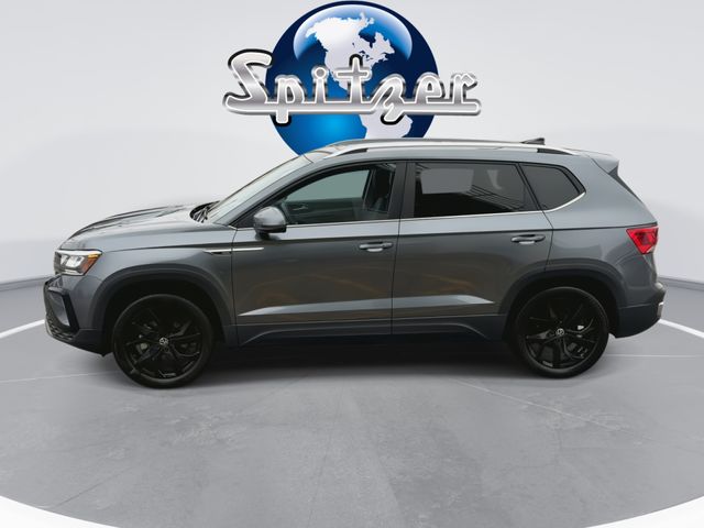 Pre-Owned 2022 Volkswagen Taos 1.5T SE 4D Sport Utility in Cleveland ...