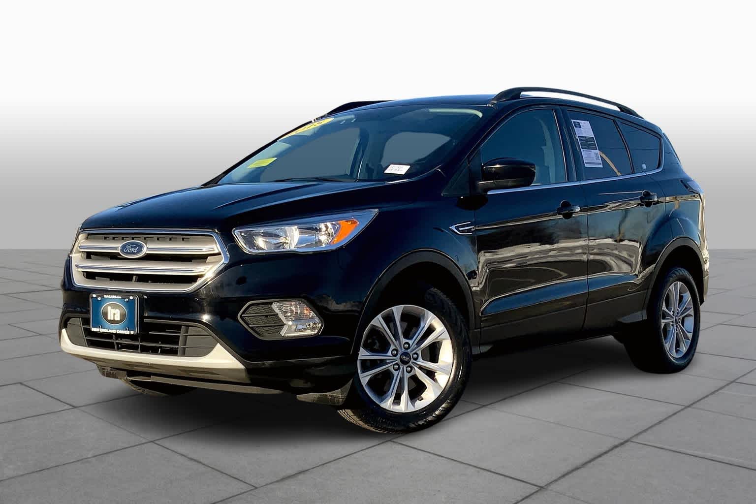 Pre-Owned 2018 Ford Escape SE 4 Door SUV in Auburn #JUD11565 | Ira Ford Auburn