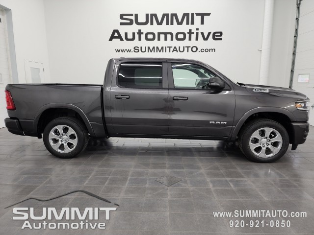 New 2025 Ram 1500 Big Horn/Lone Star 4D Crew Cab in Fond du Lac #25T84 | Summit Automotive (WI)