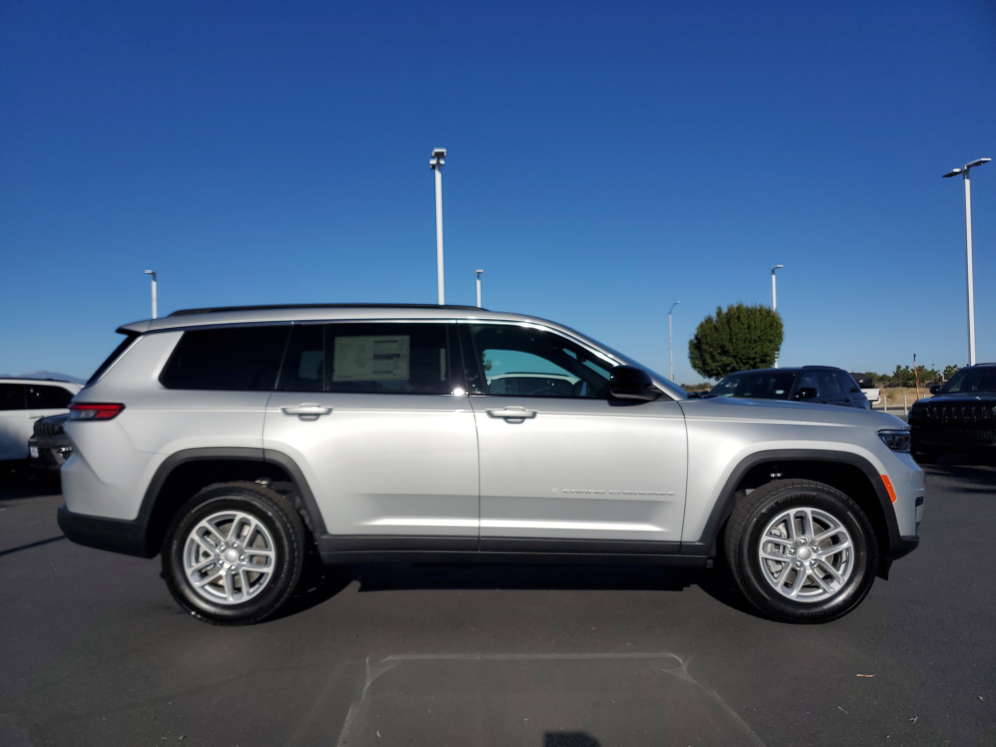 New 2025 Jeep Grand Cherokee L Laredo Sport Utility in Victorville ...