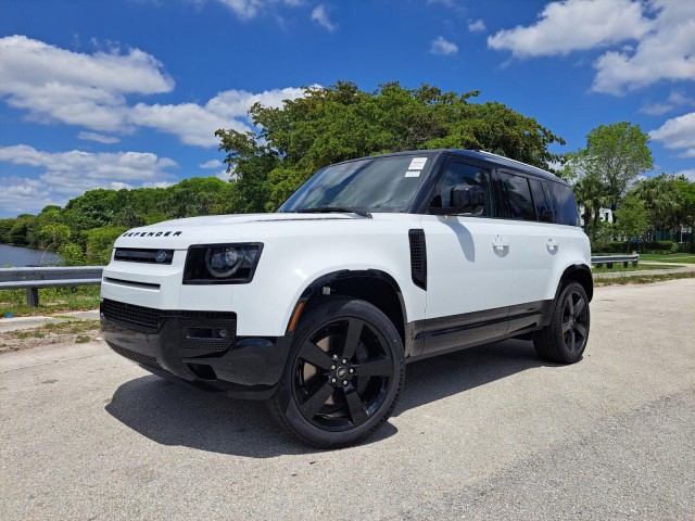 New 2025 Land Rover Defender 110 X-Dynamic SE P400 4 Door SUV in West ...