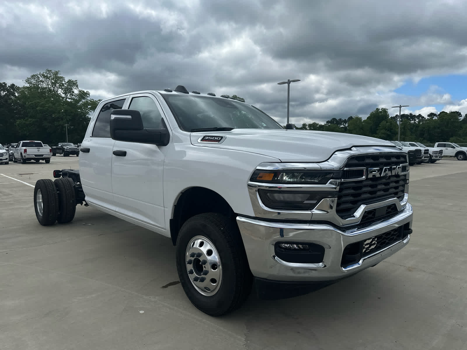 New 2025 RAM 3500 Chassis Cab Tradesman Crew Cab in Opelousas #250504 | Sterling Chrysler Dodge ...