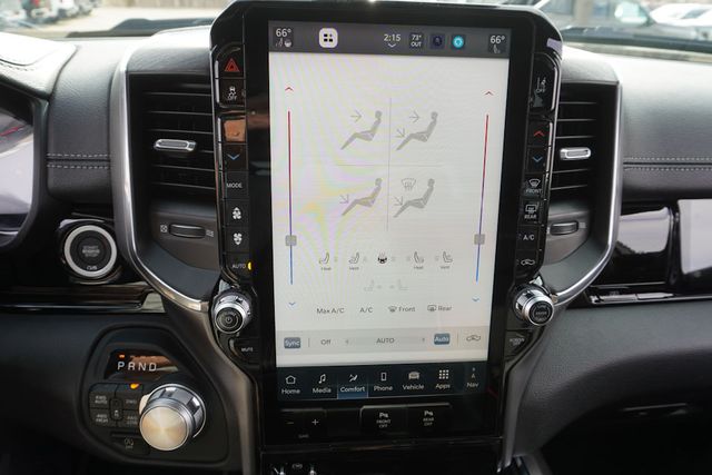 New 2025 RAM 1500 Laramie Crew Cab in Lakeville #RD537324 | Jeff Belzer ...