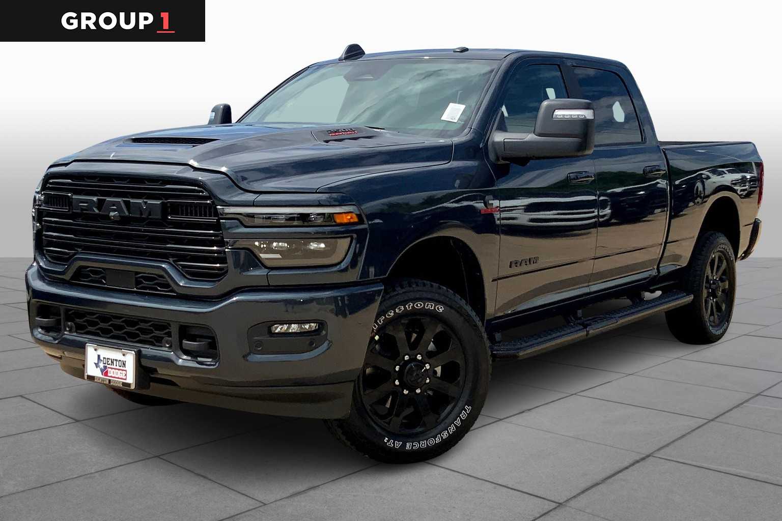 New 2025 RAM 2500 Laramie Crew Cab in Dallas #SG583276 | Dallas Dodge Chrysler Jeep Ram