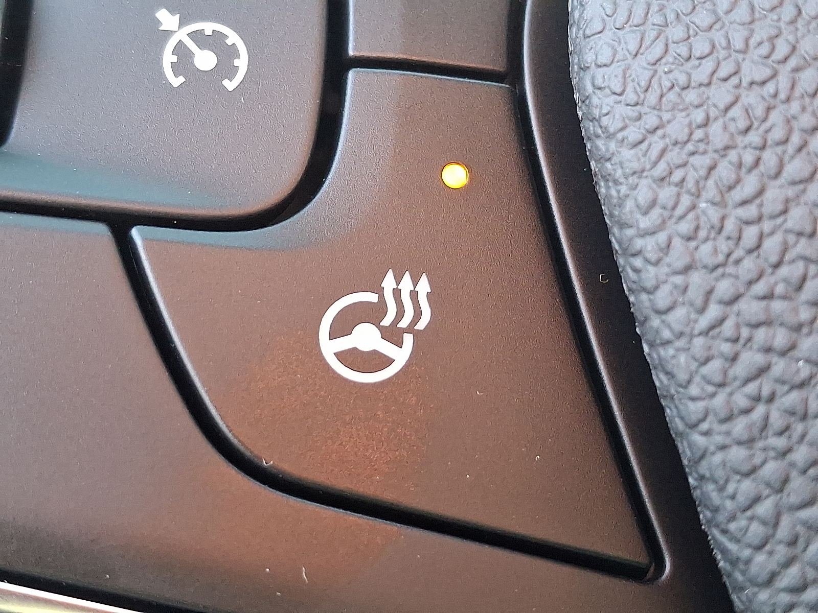 New 2026 Chevrolet Trax ACTIV SUV in Nazareth #59345 | Brown Daub ...