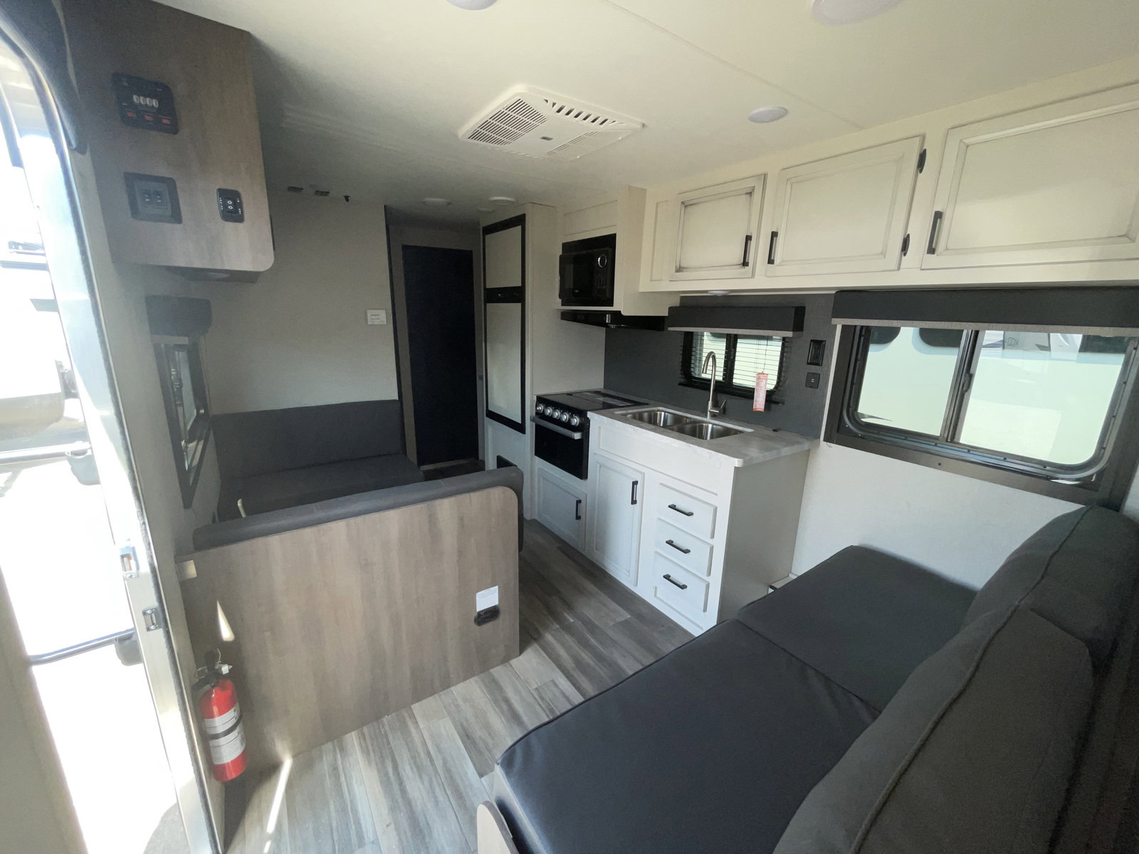 Pre-Owned 2022 Highland Ridge OPEN RANGE CONVENTIONAL 26BH for Sale # ...