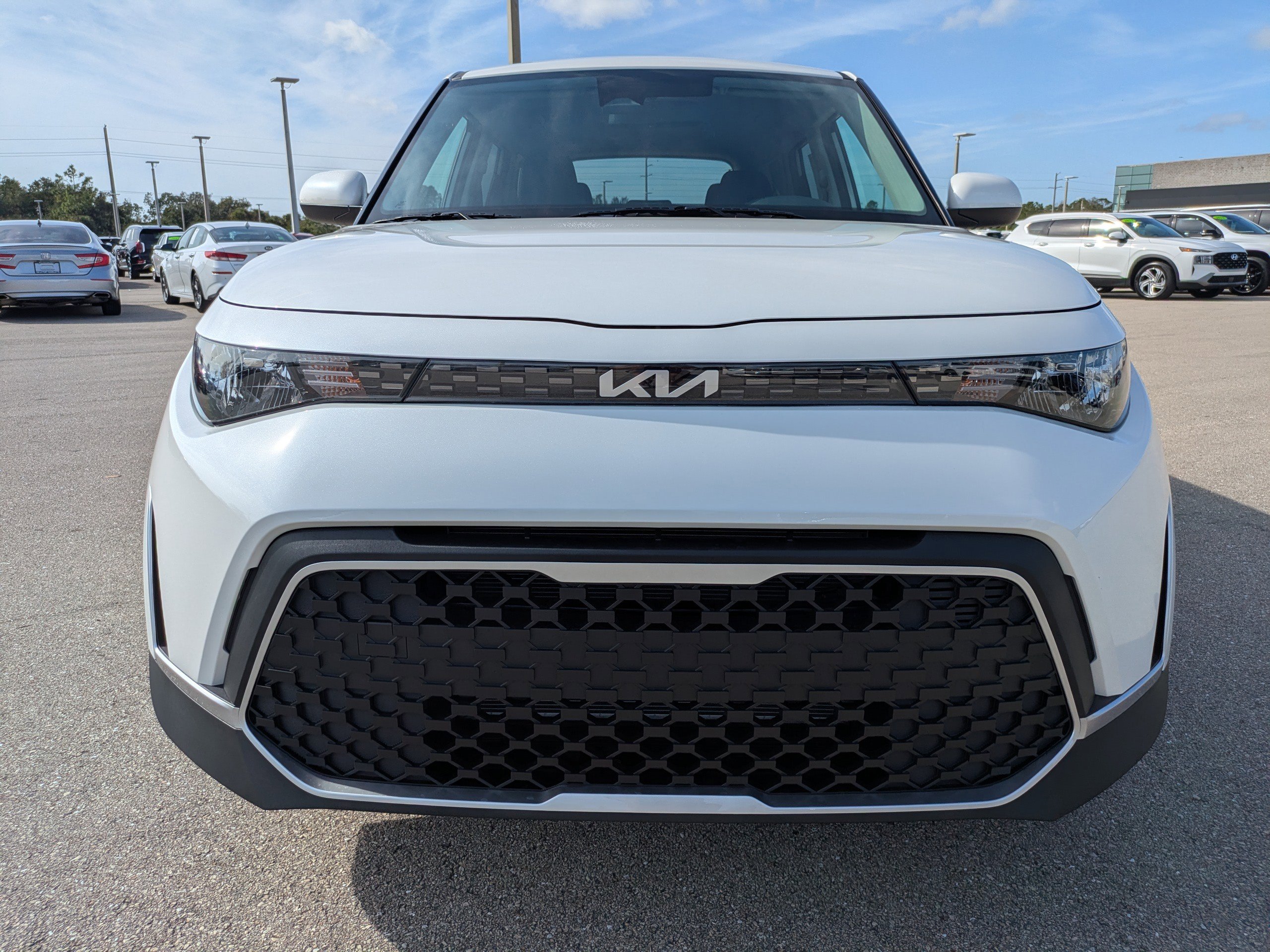 New 2025 Kia Soul LX MPV in Port Charlotte #7968399 | Kia of Port Charlotte