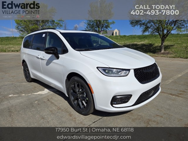 Edwards Auto Group | New and Pre-Owned Dealerships in Iowa