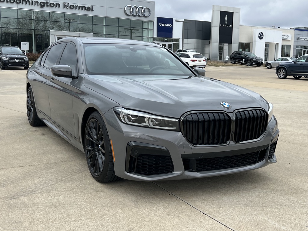 2022 Bmw 740