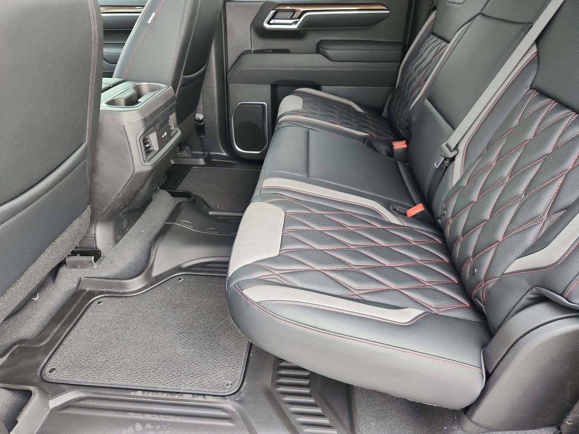 New 2025 Chevrolet Silverado 1500 RST Crew Cab in Houston #254232 | Mac ...