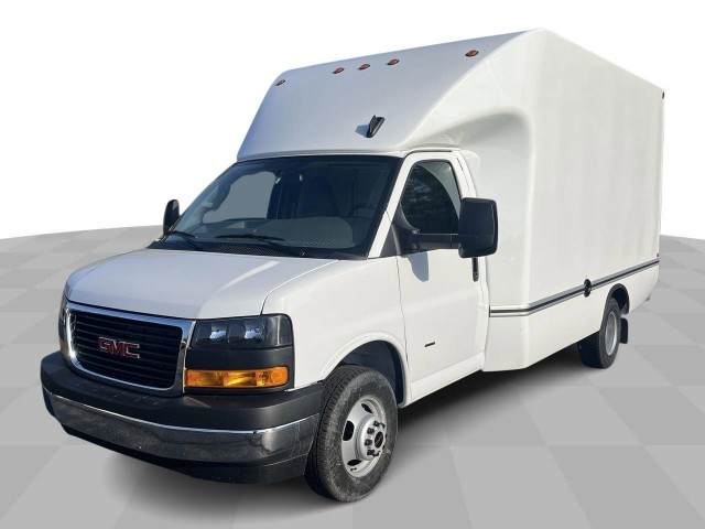 New 2024 GMC Savana Cutaway 3500 1WT Long Wheelbase in Painesville ...