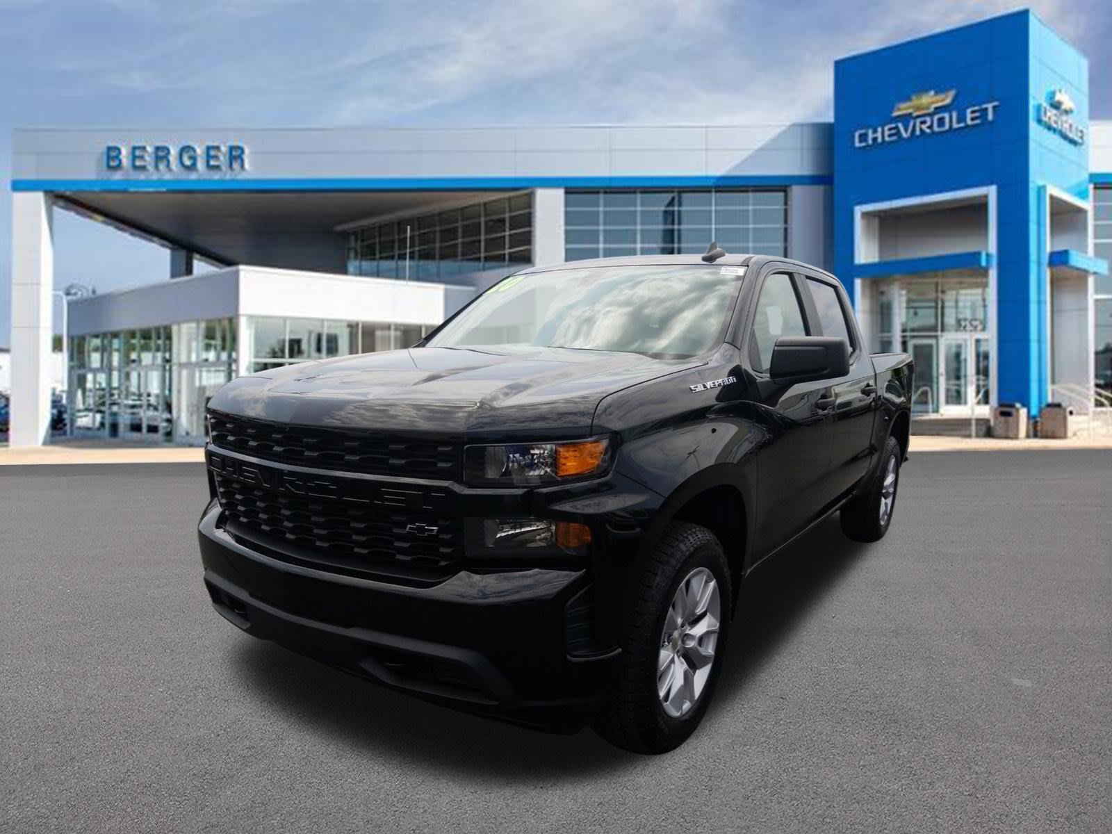 Pre-Owned 2020 Chevrolet Silverado 1500 Custom 4WD Crew Cab 147 Crew ...