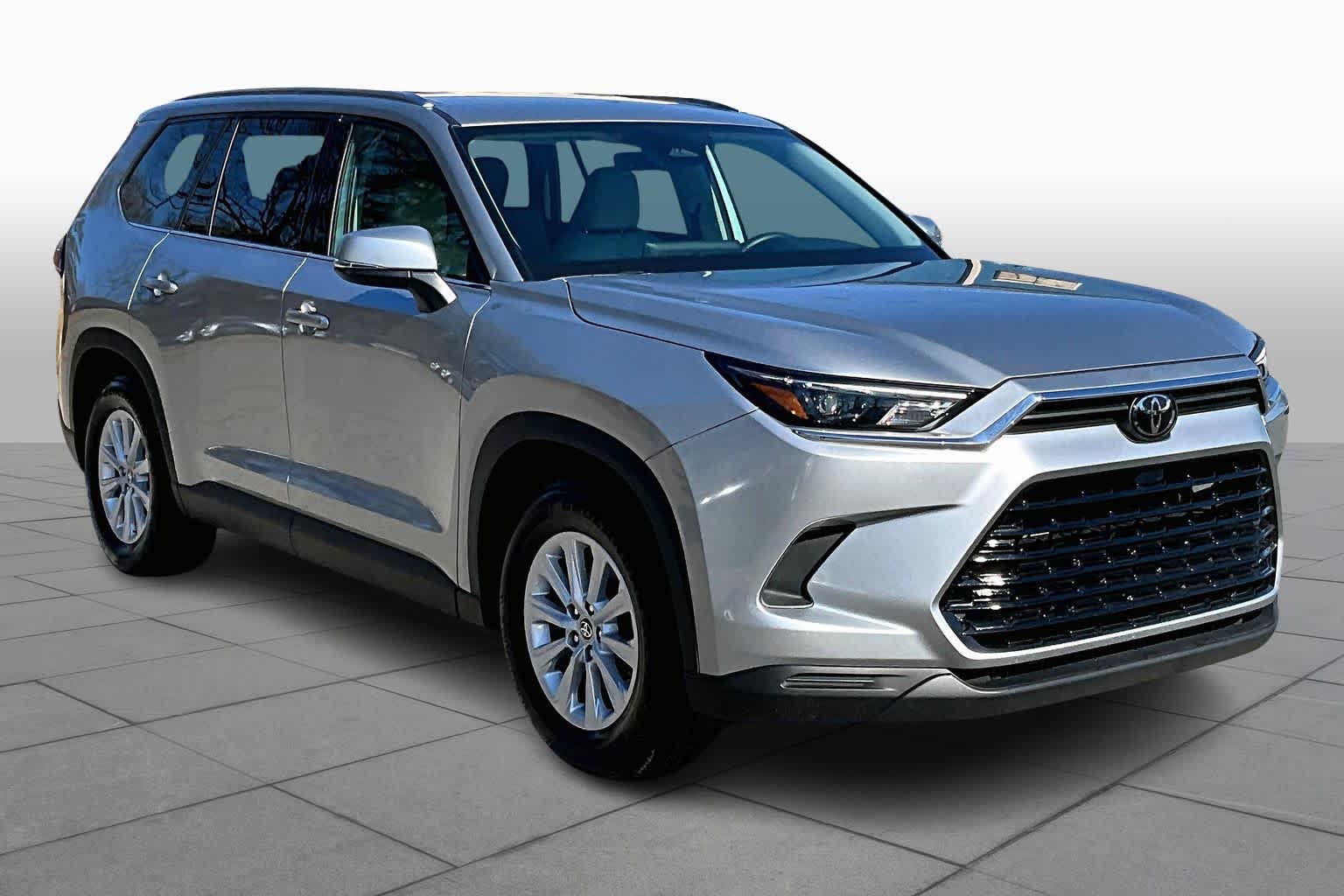 Pre-Owned 2025 Toyota Grand Highlander XLE FWD in Estero #SS027255 ...