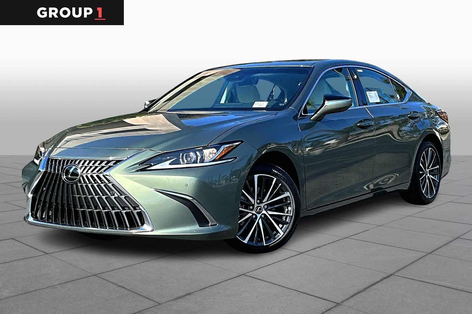 New 2025 Lexus ES 300h LUXURY 4dr Car in Tustin #SU067131 | Tustin Lexus