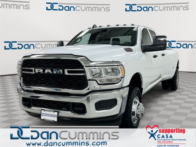 New 2024 Ram 3500 Tradesman 4D Crew Cab in Paris #103080 | Dan Cummins Chrysler Dodge Jeep RAM ...